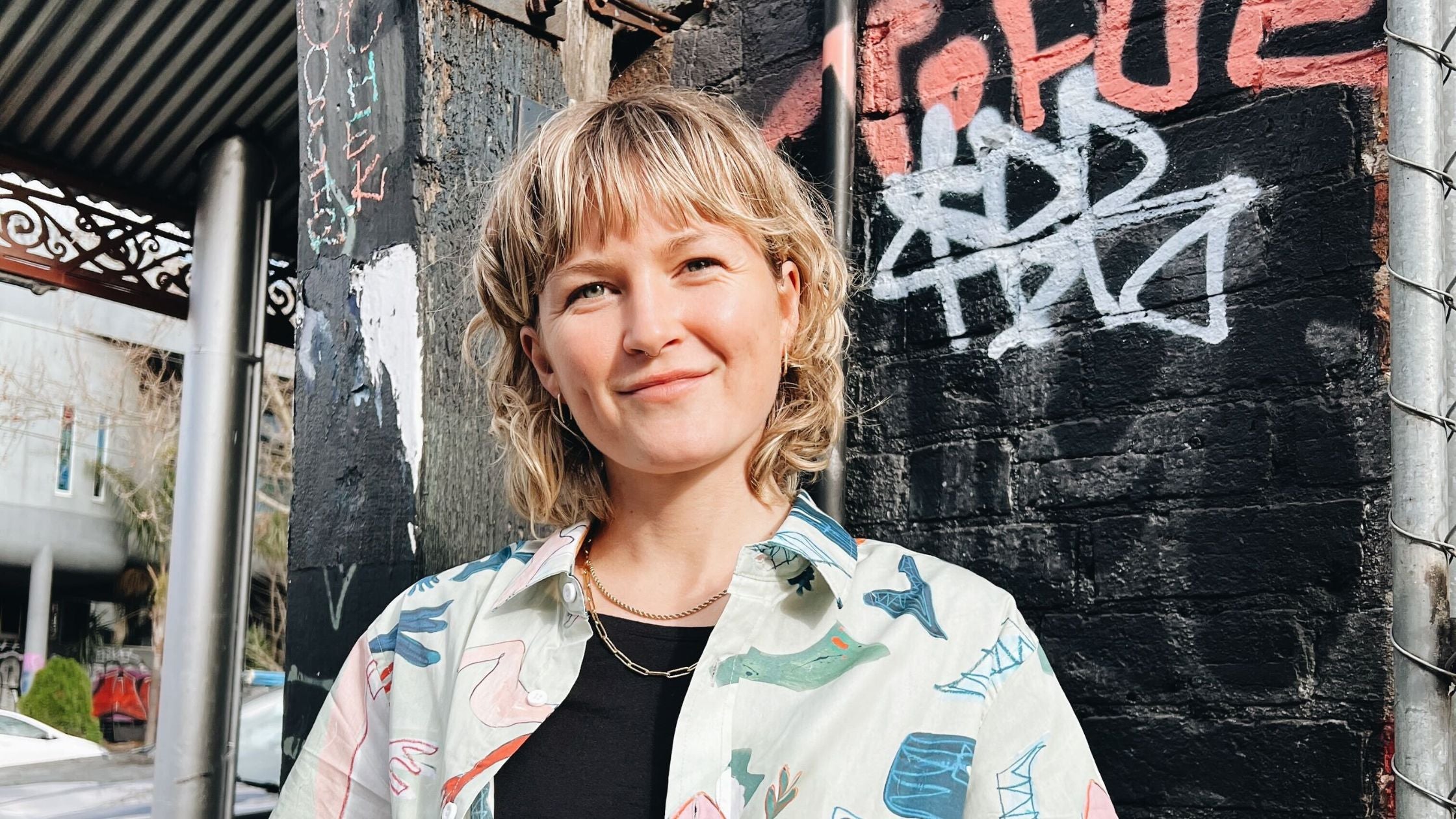 Introducing the artist Kate Florence – Hew Clothing